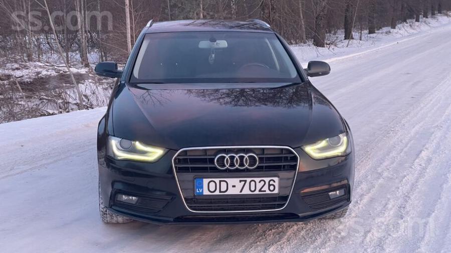 Melns Audi A4 2012 Cēsis, ar dzinēja tilpumu 2.00 L un nobraukumu 296 tūkst. km par 8500 €, foto 3 vietnē AUTOMOTO.COM.LV