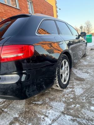 Melns Audi A4 2012 Tallina, ar dzinēja tilpumu 2.00 L un nobraukumu 311 tūkst. km par 3900 €, foto 6 vietnē AUTOMOTO.COM.LV