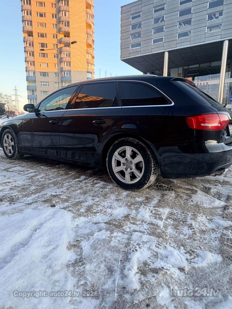 Melns Audi A4 2012 Tallina, ar dzinēja tilpumu 2.00 L un nobraukumu 311 tūkst. km par 3900 €, foto 8 vietnē AUTOMOTO.COM.LV