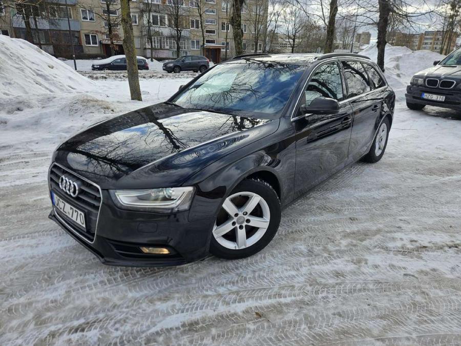 Black Audi A4 2012 in Kaunas, with an engine capacity of 1.97 L and mileage of 340 thousand km for 6700 €, photo 6 on AUTOMOTO.COM.LV