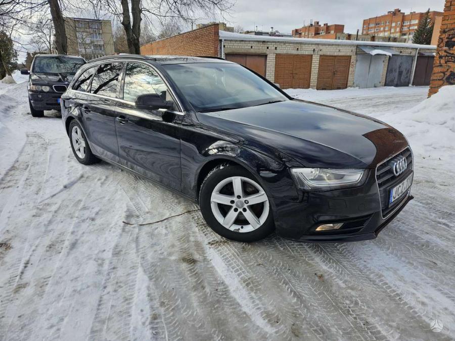 Black Audi A4 2012 in Kaunas, with an engine capacity of 1.97 L and mileage of 340 thousand km for 6700 €, photo 7 on AUTOMOTO.COM.LV