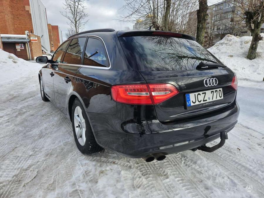 Black Audi A4 2012 in Kaunas, with an engine capacity of 1.97 L and mileage of 340 thousand km for 6700 €, photo 10 on AUTOMOTO.COM.LV