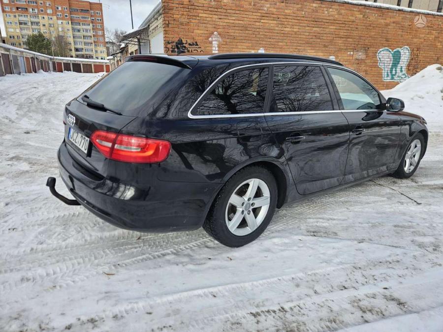 Black Audi A4 2012 in Kaunas, with an engine capacity of 1.97 L and mileage of 340 thousand km for 6700 €, photo 14 on AUTOMOTO.COM.LV