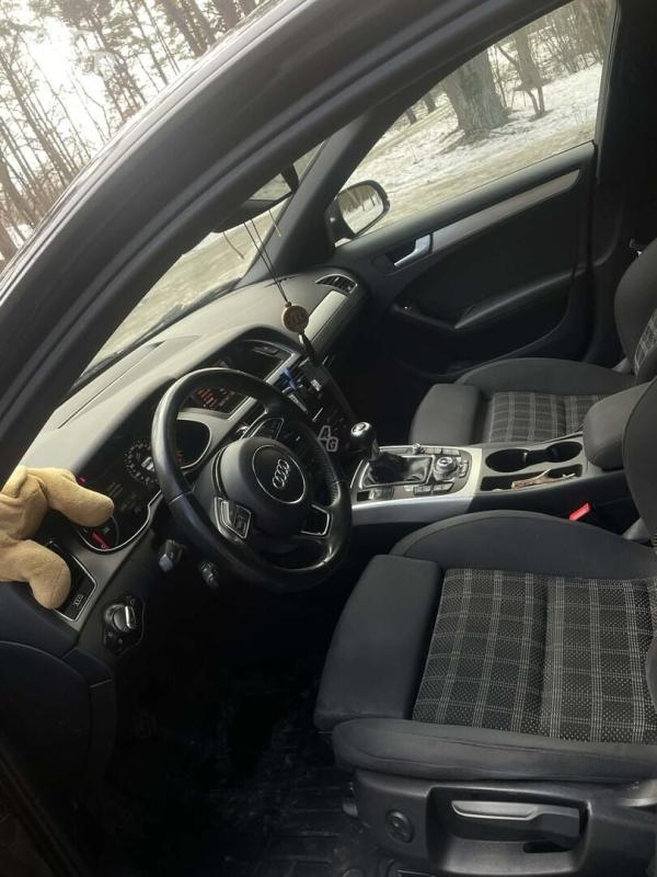 Melns Audi A4 2012 Kauņa, ar dzinēja tilpumu 2.00 L un nobraukumu 232 tūkst. km par 10500 €, foto 7 vietnē AUTOMOTO.COM.LV