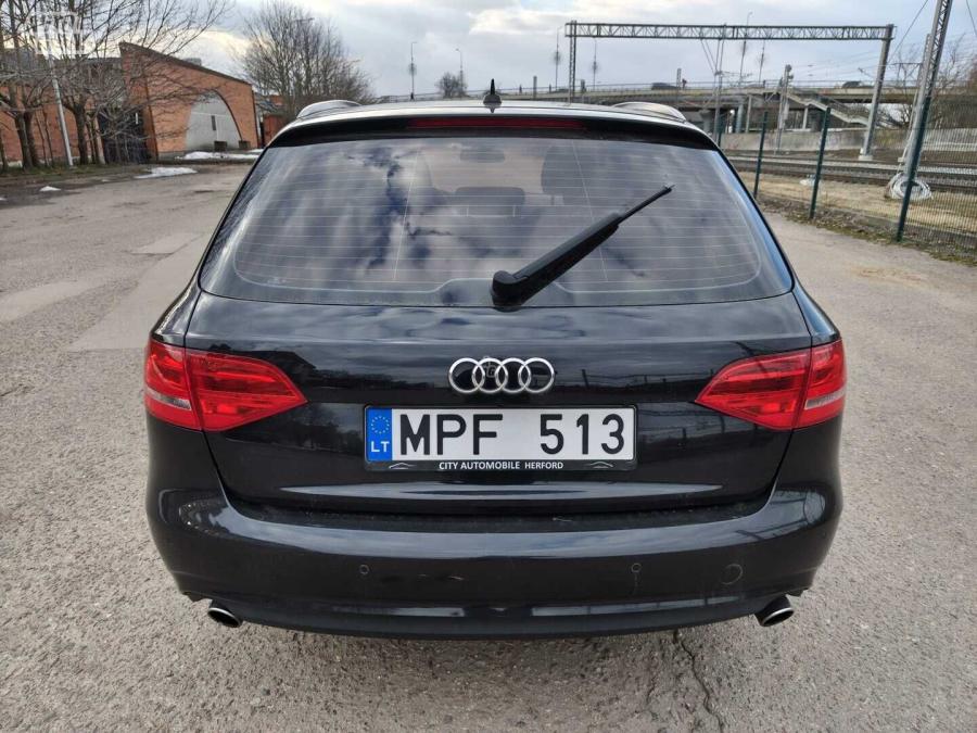Melns Audi A4 2012 Šauļi, ar dzinēja tilpumu 3.00 L un nobraukumu 271 tūkst. km par 6100 €, foto 6 vietnē AUTOMOTO.COM.LV
