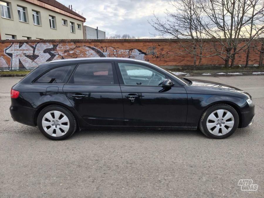Melns Audi A4 2012 Šauļi, ar dzinēja tilpumu 3.00 L un nobraukumu 271 tūkst. km par 6100 €, foto 8 vietnē AUTOMOTO.COM.LV