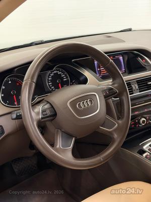 Melns Audi A4 2012 Tallina, ar dzinēja tilpumu 2.00 L un nobraukumu 303 tūkst. km par 6290 €, foto 13 vietnē AUTOMOTO.COM.LV