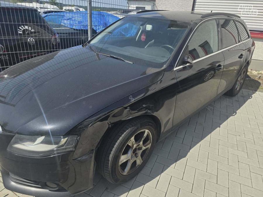 Melns Audi A4 2012 Kauņa, ar dzinēja tilpumu 2.00 L un nobraukumu 311 tūkst. km par 3150 €, foto 6 vietnē AUTOMOTO.COM.LV