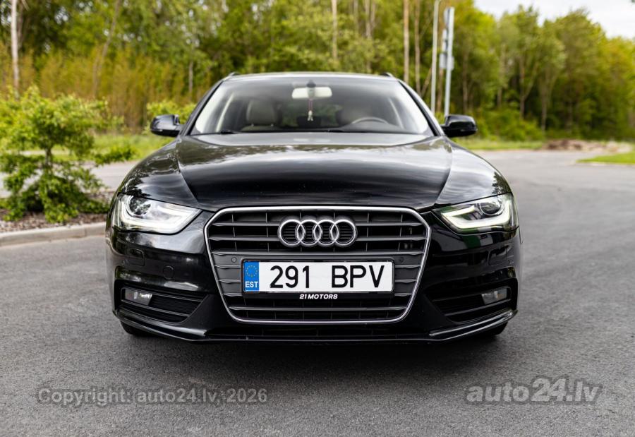 Melns Audi A4 2012 Tallina, ar dzinēja tilpumu 2.00 L un nobraukumu 303 tūkst. km par 6490 €, foto 1 vietnē AUTOMOTO.COM.LV