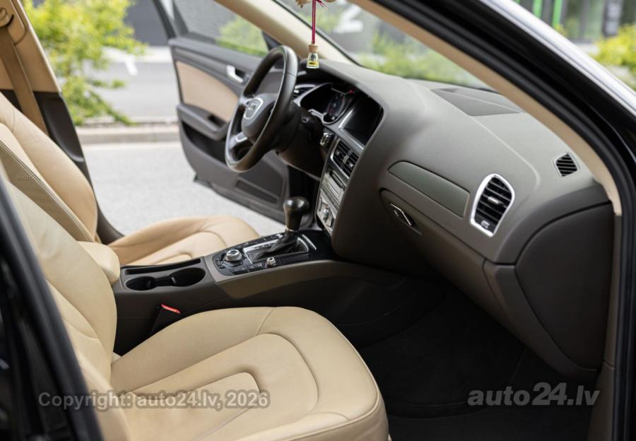 Melns Audi A4 2012 Tallina, ar dzinēja tilpumu 2.00 L un nobraukumu 303 tūkst. km par 6490 €, foto 12 vietnē AUTOMOTO.COM.LV