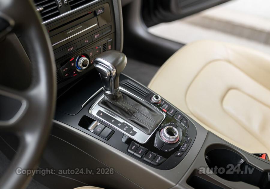 Melns Audi A4 2012 Tallina, ar dzinēja tilpumu 2.00 L un nobraukumu 303 tūkst. km par 6490 €, foto 21 vietnē AUTOMOTO.COM.LV