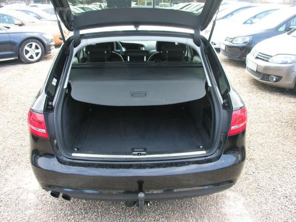 Black Audi A4 2012 in Riga, with an engine capacity of 2.00 L and mileage of 0 thousand km for 7450 €, photo 5 on AUTOMOTO.COM.LV