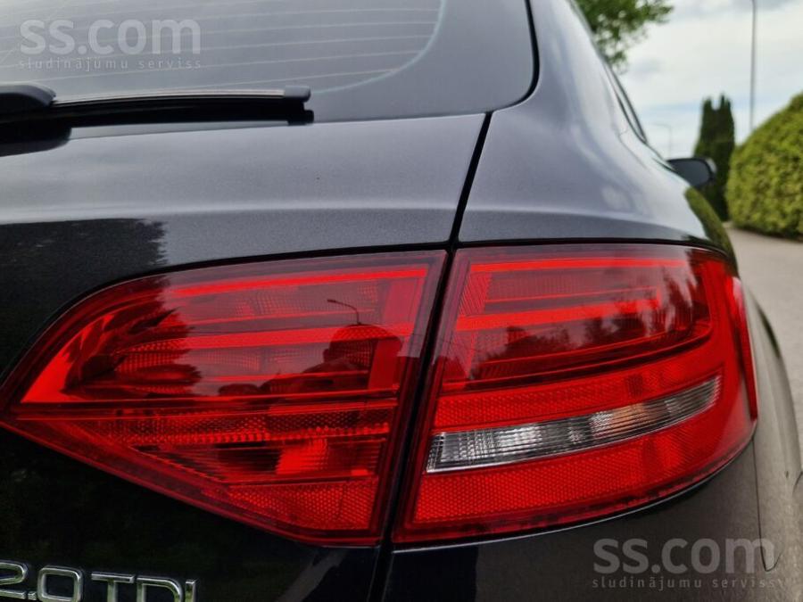 Melns Audi A4 2012 Bauska, ar dzinēja tilpumu 2.00 L un nobraukumu 273 tūkst. km par 6700 €, foto 34 vietnē AUTOMOTO.COM.LV