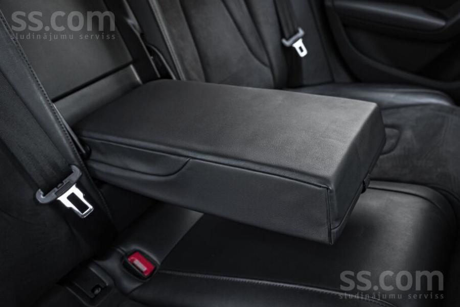 Black Audi A4 2012 in Riga, with an engine capacity of 3.00 L and mileage of 321 thousand km for 9200 €, photo 12 on AUTOMOTO.COM.LV