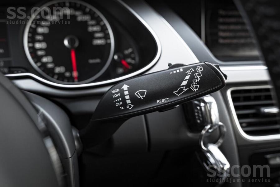 Black Audi A4 2012 in Riga, with an engine capacity of 3.00 L and mileage of 321 thousand km for 9200 €, photo 20 on AUTOMOTO.COM.LV