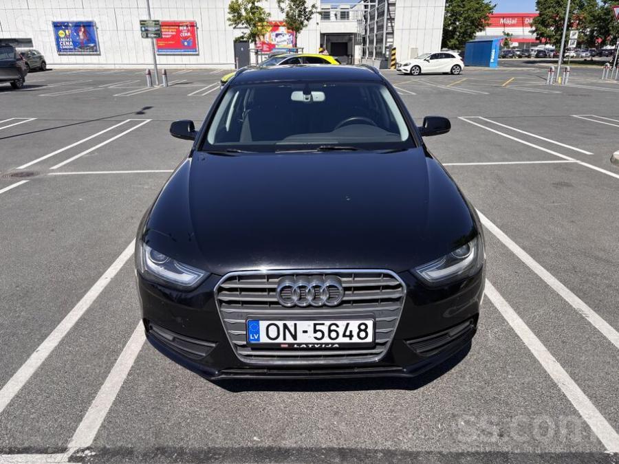 Black Audi A4 2012 in Riga, with an engine capacity of 2.00 L and mileage of 230 thousand km for 7900 €, photo 3 on AUTOMOTO.COM.LV