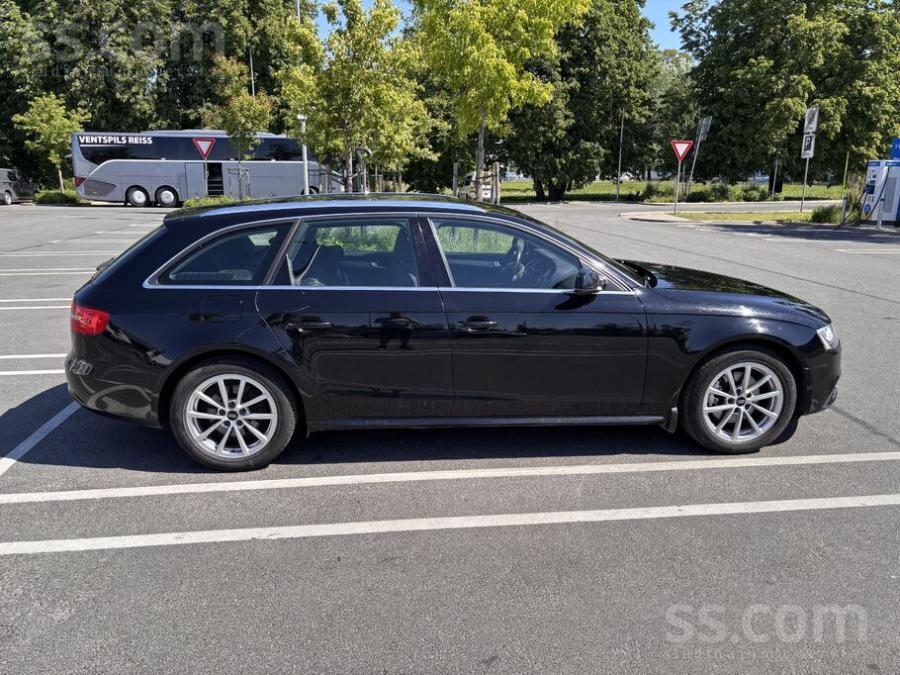 Black Audi A4 2012 in Riga, with an engine capacity of 2.00 L and mileage of 230 thousand km for 7900 €, photo 5 on AUTOMOTO.COM.LV