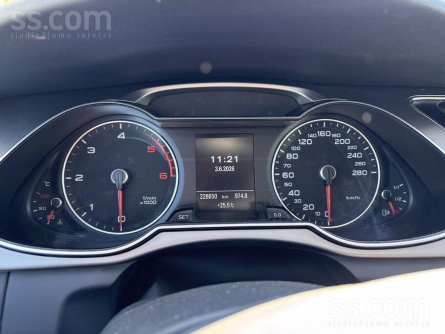 Black Audi A4 2012 in Riga, with an engine capacity of 2.00 L and mileage of 230 thousand km for 7900 €, photo 12 on AUTOMOTO.COM.LV