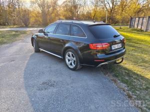 Black Audi A4 2012 in Riga, with an engine capacity of 2.00 L and mileage of 311 thousand km for 9350 €, photo 5 on AUTOMOTO.COM.LV