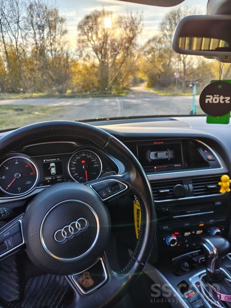 Black Audi A4 2012 in Riga, with an engine capacity of 2.00 L and mileage of 311 thousand km for 9350 €, photo 7 on AUTOMOTO.COM.LV