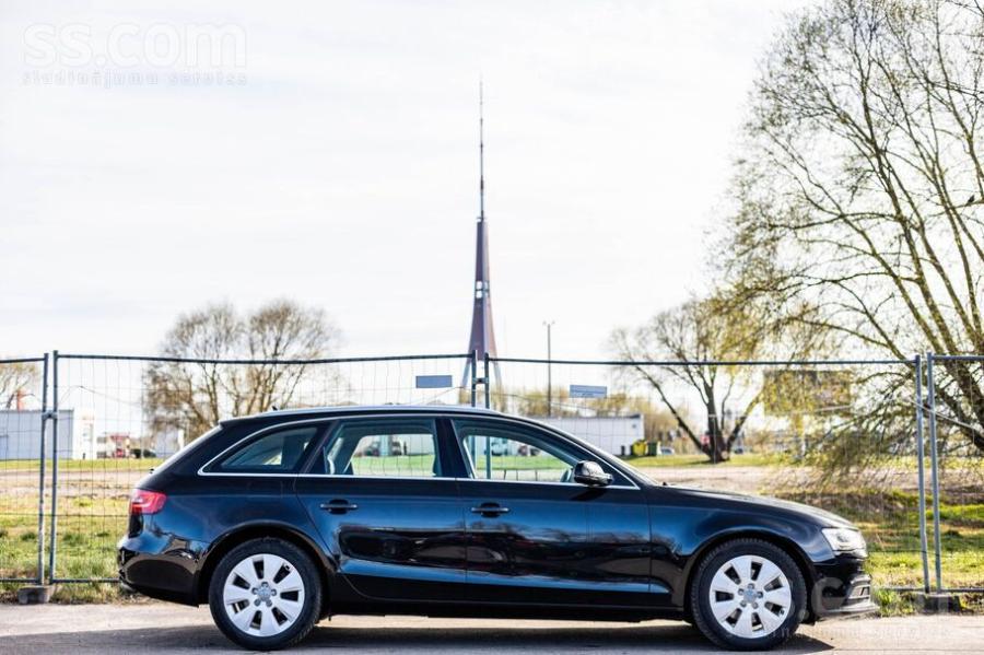 Black Audi A4 2012 in Riga, with an engine capacity of 3.00 L and mileage of 301 thousand km for 9990 €, photo 6 on AUTOMOTO.COM.LV