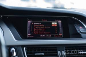 Black Audi A4 2012 in Riga, with an engine capacity of 3.00 L and mileage of 301 thousand km for 9990 €, photo 21 on AUTOMOTO.COM.LV
