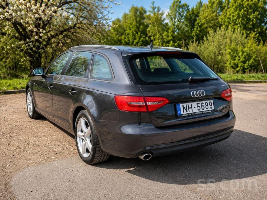 Melns Audi A4 2012 Rīga, ar dzinēja tilpumu 3.00 L un nobraukumu 300 tūkst. km par 7500 €, foto 7 vietnē AUTOMOTO.COM.LV
