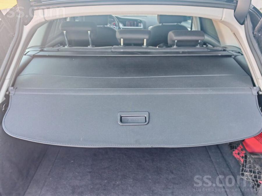 Melns Audi A4 2012 Rīga, ar dzinēja tilpumu 2.00 L un nobraukumu 270 tūkst. km par 7790 €, foto 19 vietnē AUTOMOTO.COM.LV