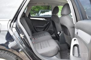 Melns Audi A4 2012 Kuldīga, ar dzinēja tilpumu 2.00 L un nobraukumu 0 tūkst. km par 8850 €, foto 7 vietnē AUTOMOTO.COM.LV