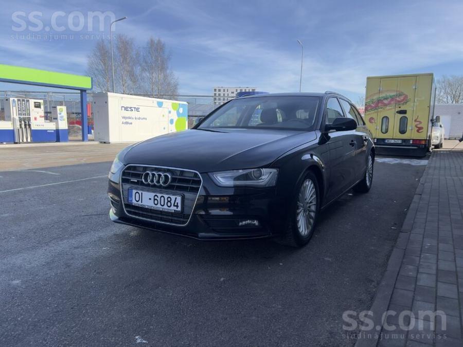 Black Audi A4 2012 in Riga, with an engine capacity of 2.00 L and mileage of 145 thousand km for 8000 €, photo 4 on AUTOMOTO.COM.LV