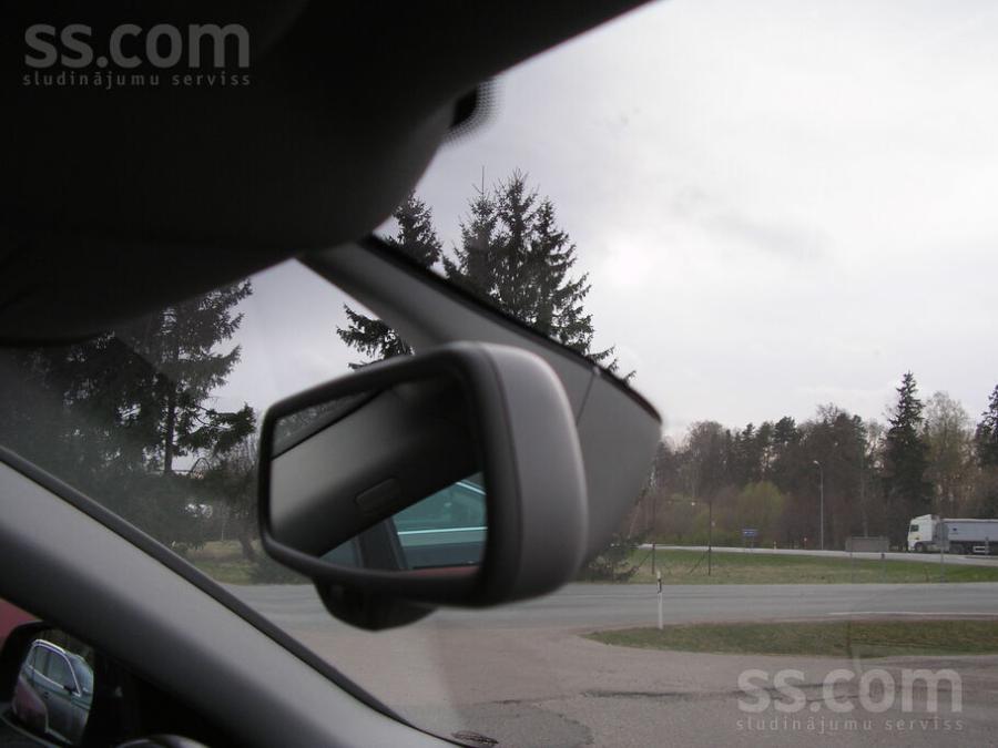 Black Audi A4 2012 in Riga, with an engine capacity of 2.00 L and mileage of 0 thousand km for 6950 €, photo 25 on AUTOMOTO.COM.LV
