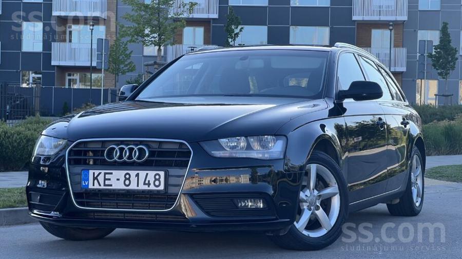Melns Audi A4 2012 Rīga, ar dzinēja tilpumu 2.00 L un nobraukumu 295 tūkst. km par 5600 €, foto 3 vietnē AUTOMOTO.COM.LV