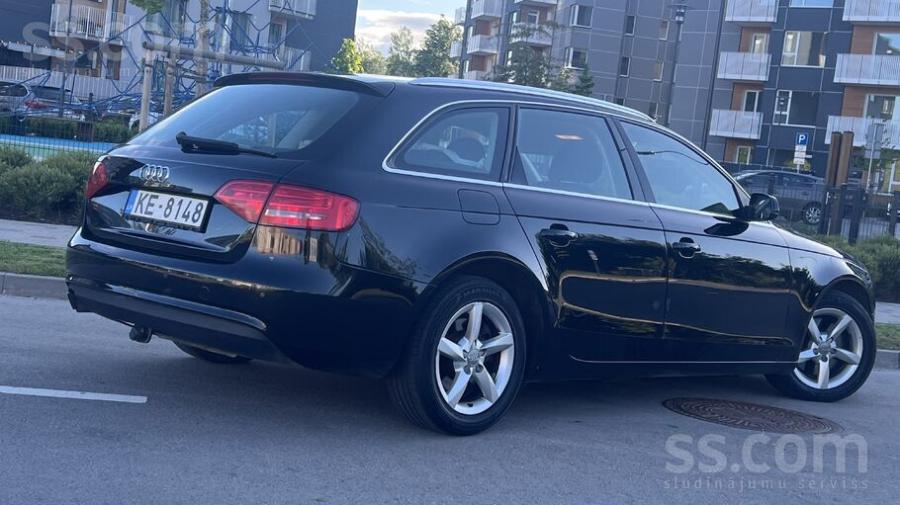 Melns Audi A4 2012 Rīga, ar dzinēja tilpumu 2.00 L un nobraukumu 295 tūkst. km par 5600 €, foto 7 vietnē AUTOMOTO.COM.LV