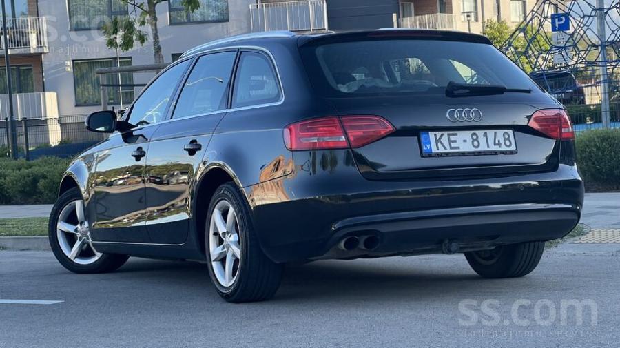 Melns Audi A4 2012 Rīga, ar dzinēja tilpumu 2.00 L un nobraukumu 295 tūkst. km par 5600 €, foto 10 vietnē AUTOMOTO.COM.LV