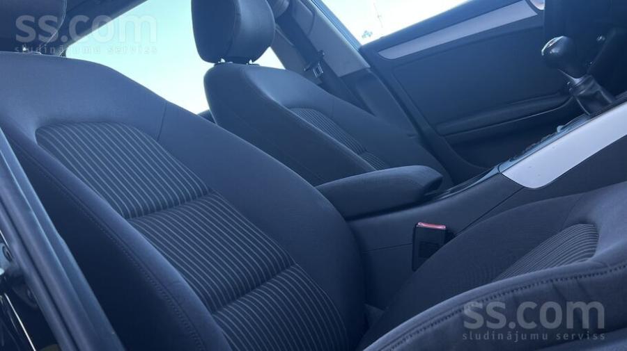 Melns Audi A4 2012 Rīga, ar dzinēja tilpumu 2.00 L un nobraukumu 295 tūkst. km par 5600 €, foto 18 vietnē AUTOMOTO.COM.LV