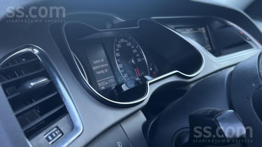Melns Audi A4 2012 Rīga, ar dzinēja tilpumu 2.00 L un nobraukumu 295 tūkst. km par 5600 €, foto 29 vietnē AUTOMOTO.COM.LV