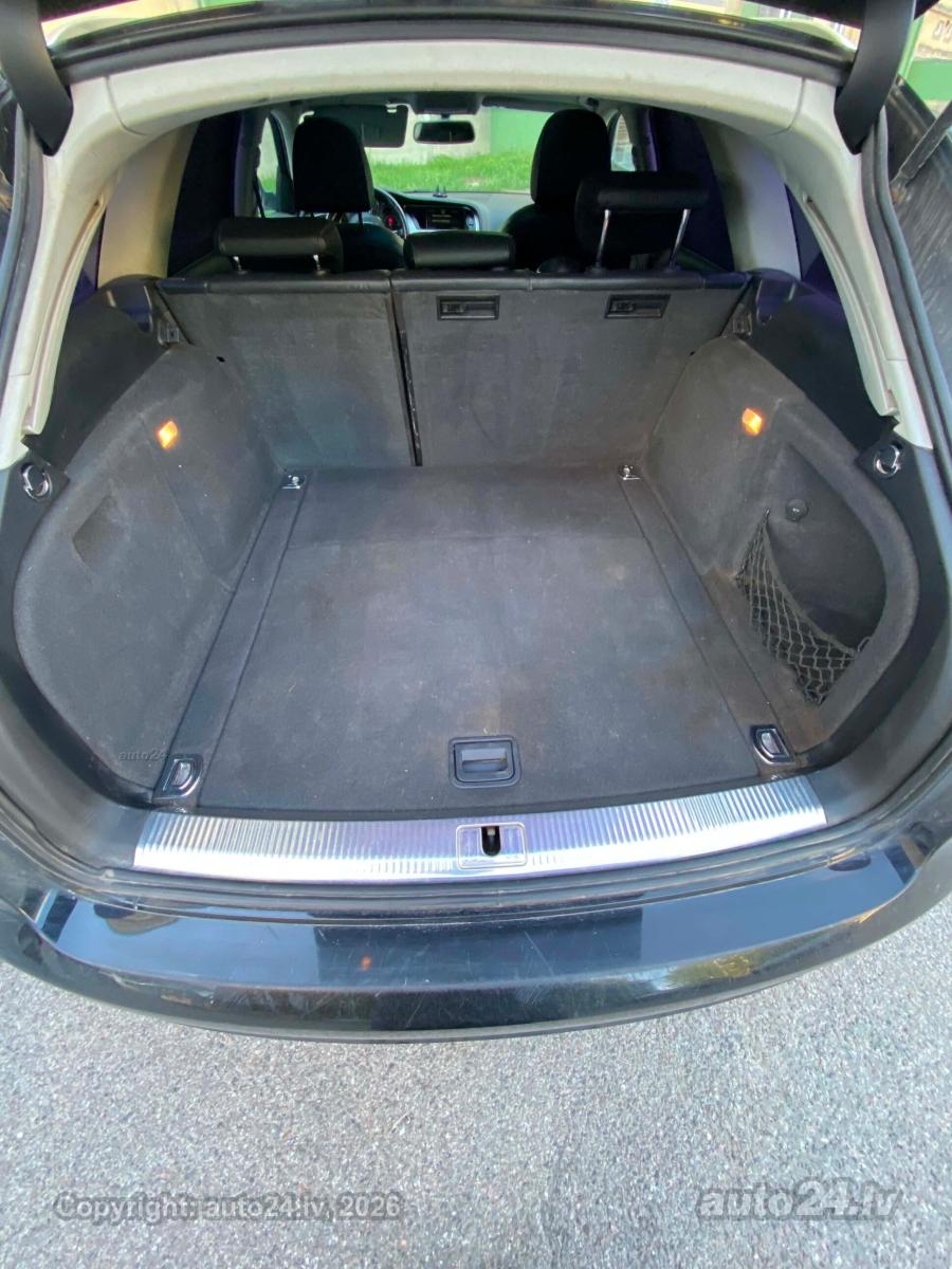 Black Audi A4 2012 in Tallinn, with an engine capacity of 2.00 L and mileage of 346 thousand km for 6700 €, photo 9 on AUTOMOTO.COM.LV