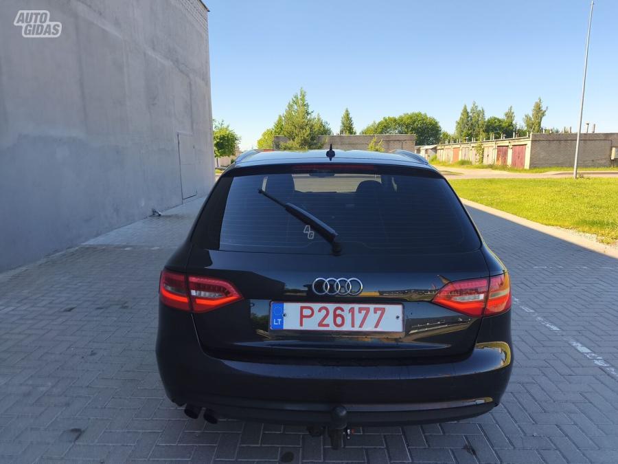 Melns Audi A4 2012 Jurbarkas, ar dzinēja tilpumu 2.00 L un nobraukumu 272 tūkst. km par 5700 €, foto 6 vietnē AUTOMOTO.COM.LV