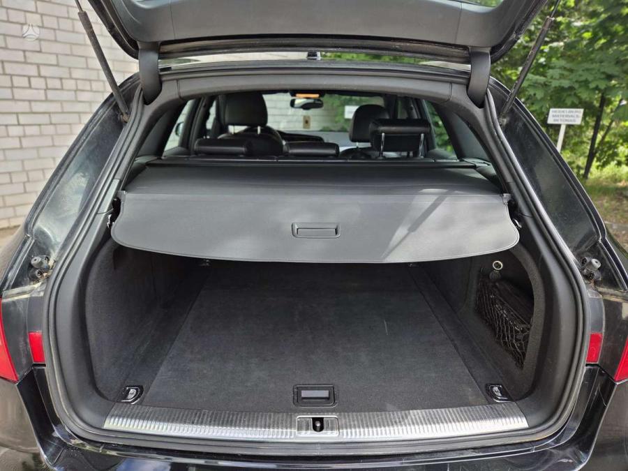 Black Audi A4 2012 in Vilnius, with an engine capacity of 1.80 L and mileage of 235 thousand km for 4800 €, photo 23 on AUTOMOTO.COM.LV