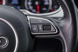 Black Audi A4 2012 in Kaunas, with an engine capacity of 3.00 L and mileage of 313 thousand km for 8790 €, photo 20 on AUTOMOTO.COM.LV