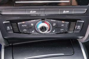 Black Audi A4 2012 in Kaunas, with an engine capacity of 3.00 L and mileage of 313 thousand km for 8790 €, photo 23 on AUTOMOTO.COM.LV