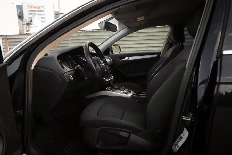 Black Audi A4 2012 in Jelgava, with an engine capacity of 2.00 L and mileage of 268 thousand km for 7000 €, photo 10 on AUTOMOTO.COM.LV