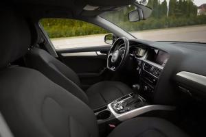 Black Audi A4 2012 in Jelgava, with an engine capacity of 2.00 L and mileage of 268 thousand km for 7000 €, photo 15 on AUTOMOTO.COM.LV