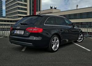 Black Audi A4 2012 in Riga, with an engine capacity of 2.00 L and mileage of 181 thousand km for 10590 €, photo 5 on AUTOMOTO.COM.LV