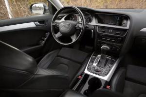 Black Audi A4 2012 in Jelgava, with an engine capacity of 3.00 L and mileage of 273 thousand km for 9900 €, photo 9 on AUTOMOTO.COM.LV