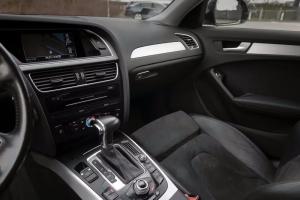 Black Audi A4 2012 in Jelgava, with an engine capacity of 3.00 L and mileage of 273 thousand km for 9900 €, photo 15 on AUTOMOTO.COM.LV