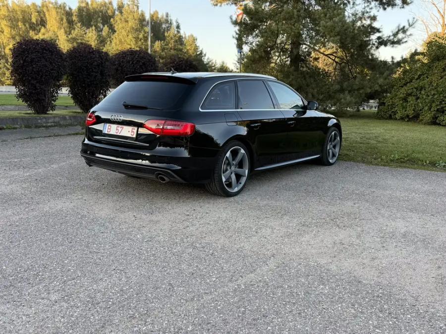Black Audi A4 2012 in Riga, with an engine capacity of 0.00 L and mileage of 211 thousand km for 5500 €, photo 5 on AUTOMOTO.COM.LV