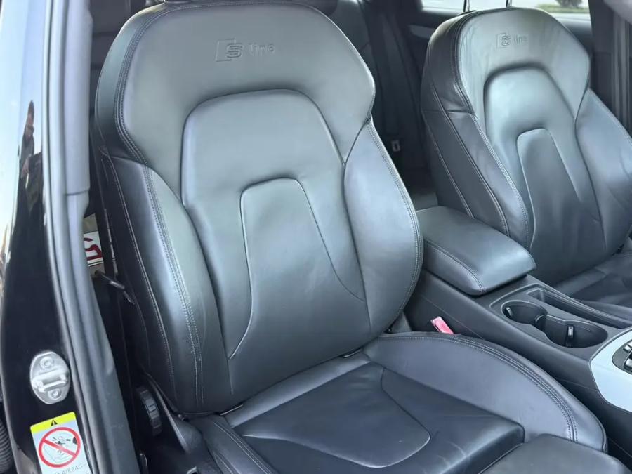 Black Audi A4 2012 in Riga, with an engine capacity of 0.00 L and mileage of 211 thousand km for 5500 €, photo 15 on AUTOMOTO.COM.LV