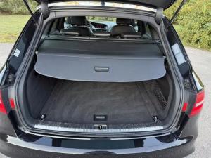 Black Audi A4 2012 in Riga, with an engine capacity of 0.00 L and mileage of 211 thousand km for 5500 €, photo 16 on AUTOMOTO.COM.LV