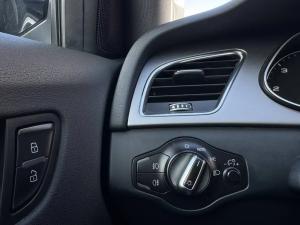 Black Audi A4 2012 in Riga, with an engine capacity of 3.00 L and mileage of 385 thousand km for 7490 €, photo 26 on AUTOMOTO.COM.LV